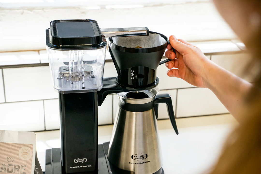 Batch Brew Coffee Maker – Yardstick Coffee